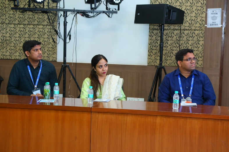 Dr. (Professor) Vijay Patil